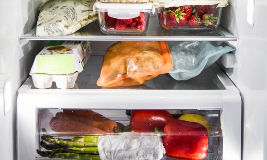 Want to Make Your Fridge Plastic-Free? Here’s How!