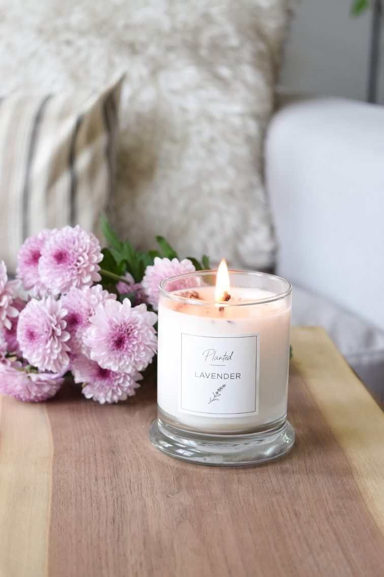 11 Eco-Friendly Sustainable Candles For A Clean Burn - The Eco Hub