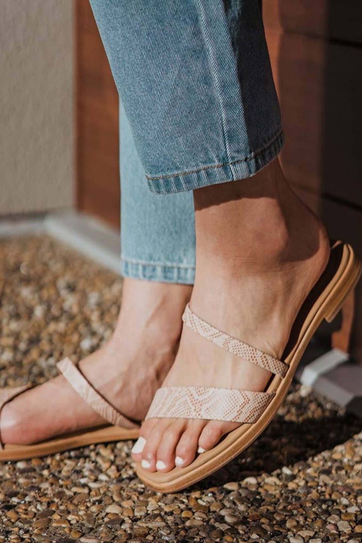 9 Best Eco Friendly Ethical Sandals For Summer 2022 - The Eco Hub