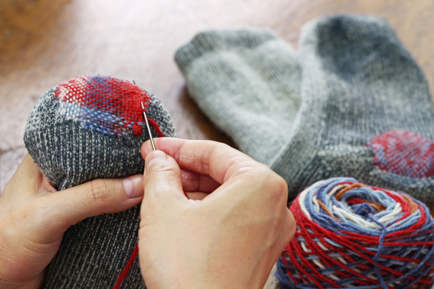 What To Do With Old Socks! - The Eco Hub