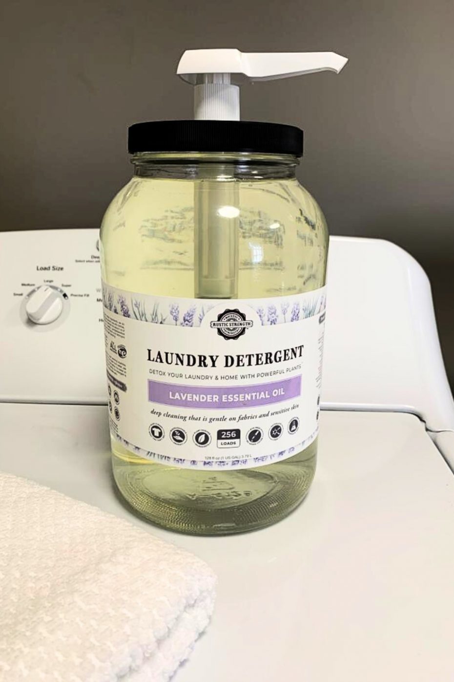 11 Best Natural Laundry Detergents Reviewed! - The Eco Hub