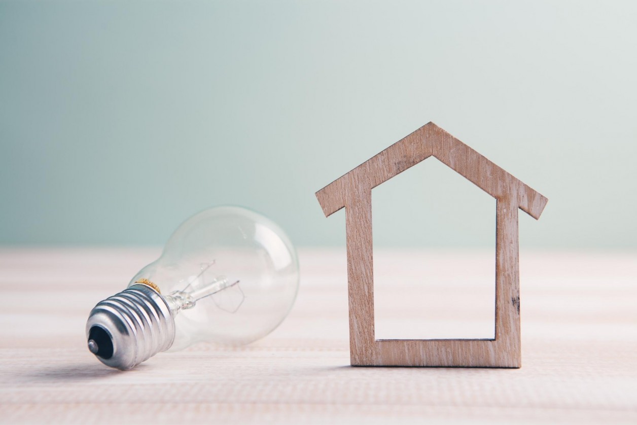 How To Conserve Energy At Home 50+ Ways To Save You Cash! - The Eco Hub