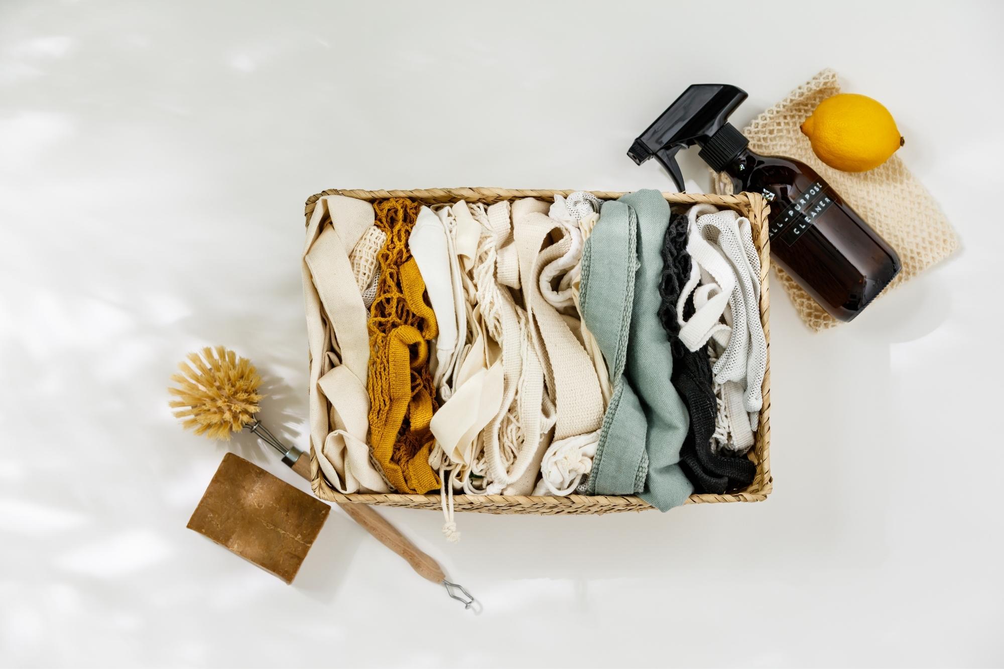 Biodegradable Laundry Detergent vs Conventional Detergents - The Eco Hub