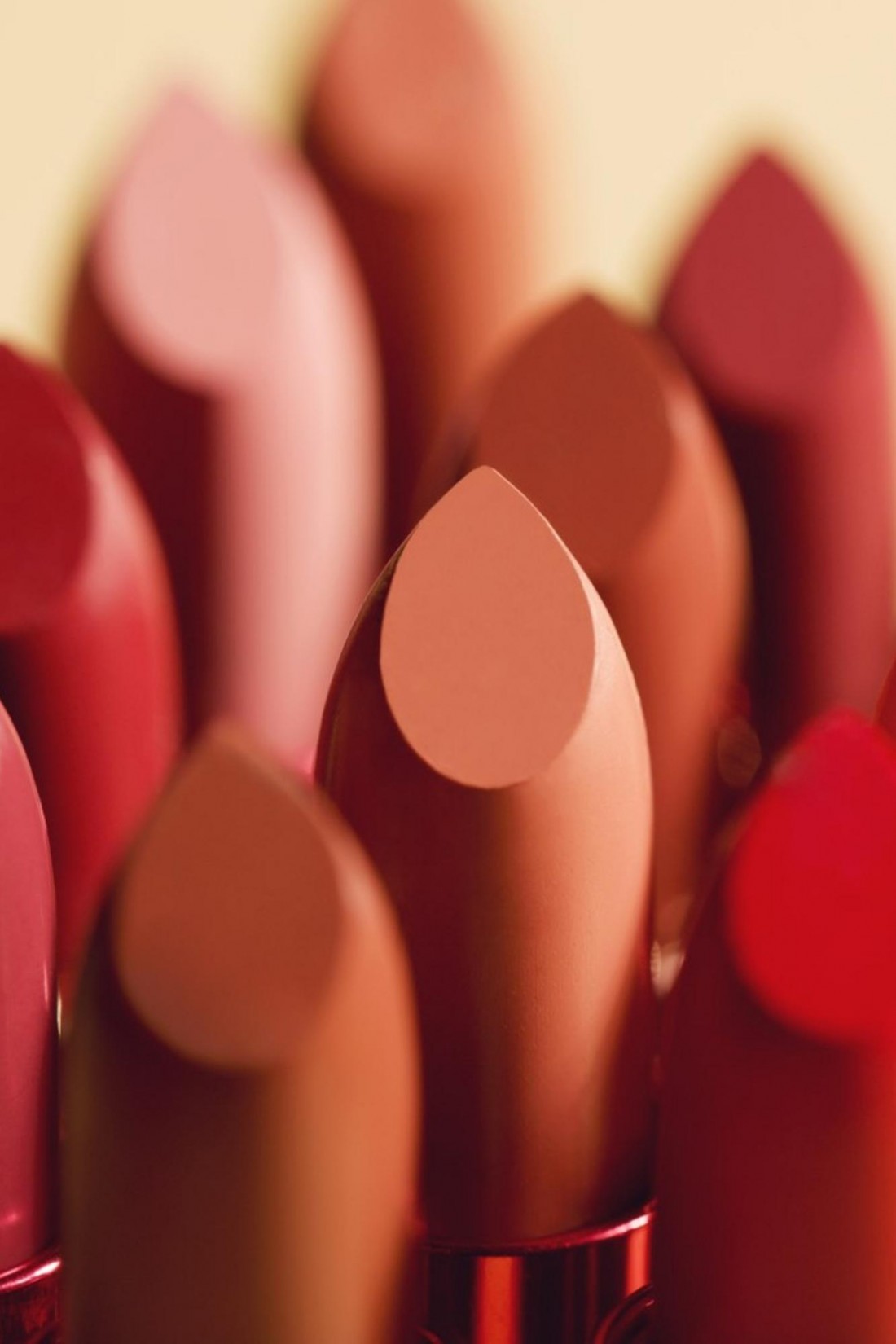 8 Never-Fail Organic Lipstick Brands To Try - The Eco Hub