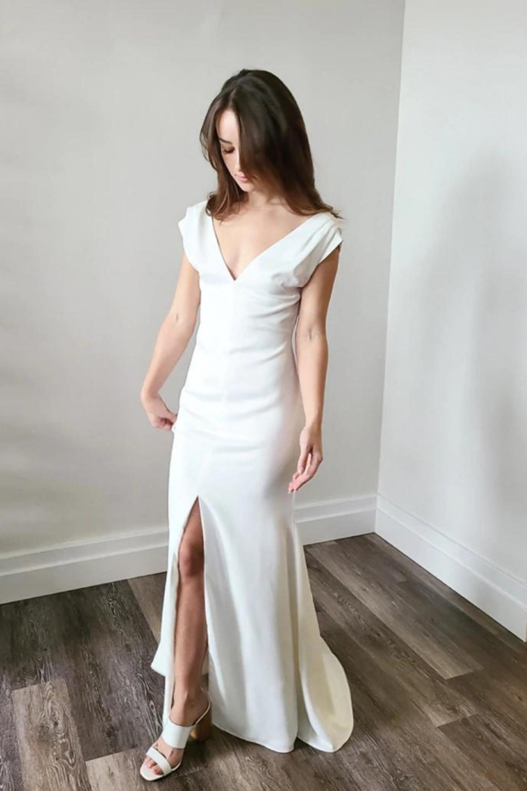 Where To Find Gorgeous Used Wedding Dresses For Sale Online - The Eco Hub